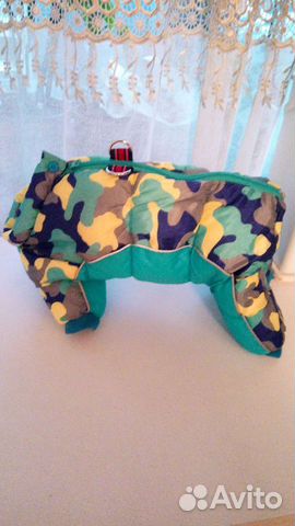 Яркий зимний пуховик