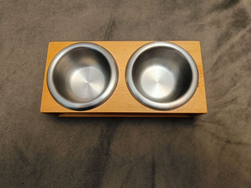 Миски для кошек и собак на подставке