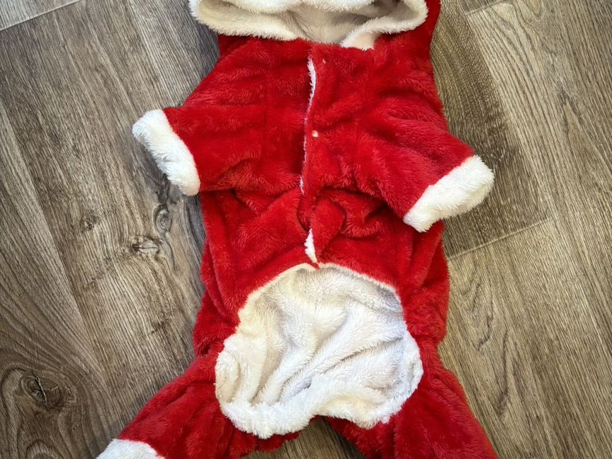 Комбинезон для маленькой собаки