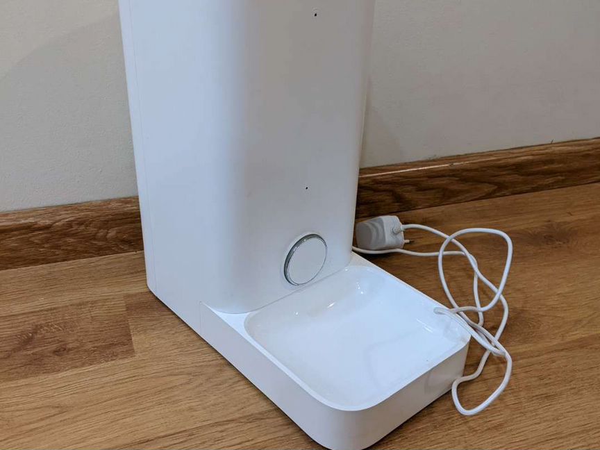 Автоматическая кормушка для животных Petkit