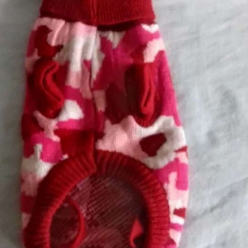 Комбинезон вязаный для маленьких собачек