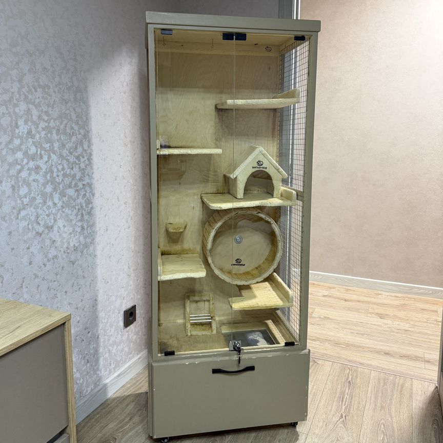 Витрина для грызунов