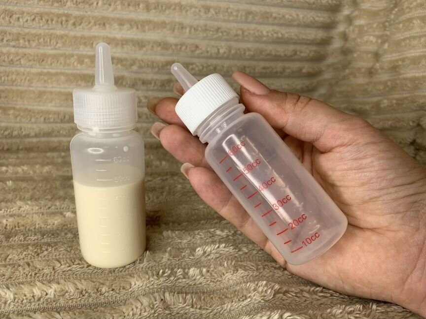 Бутылочка для кормления животных