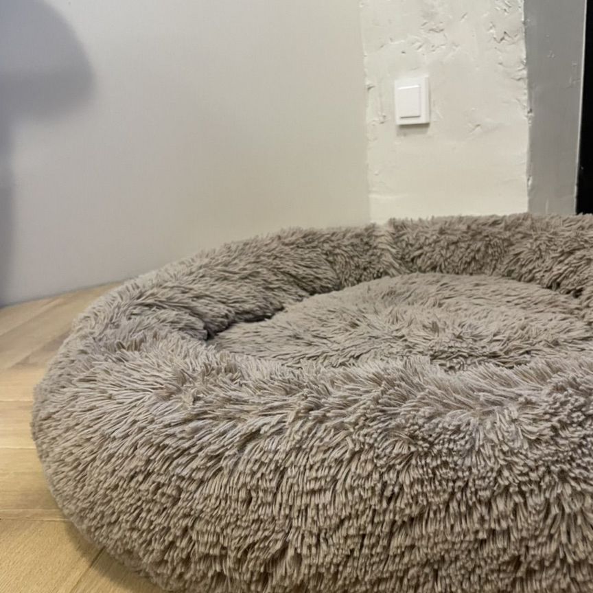 Лежанка для собак мелких пород