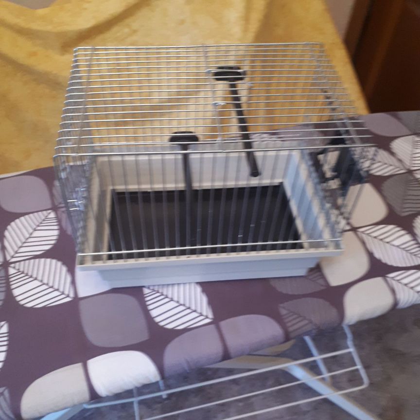 Клетка для попугая б/у переноска