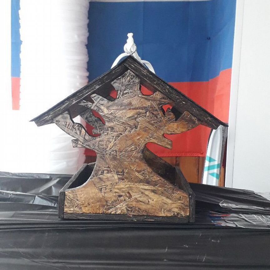 Кормушка для птиц