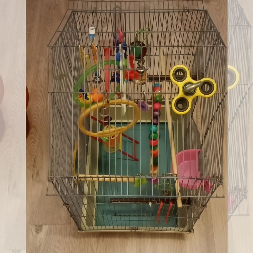 Клетка для попугая большая