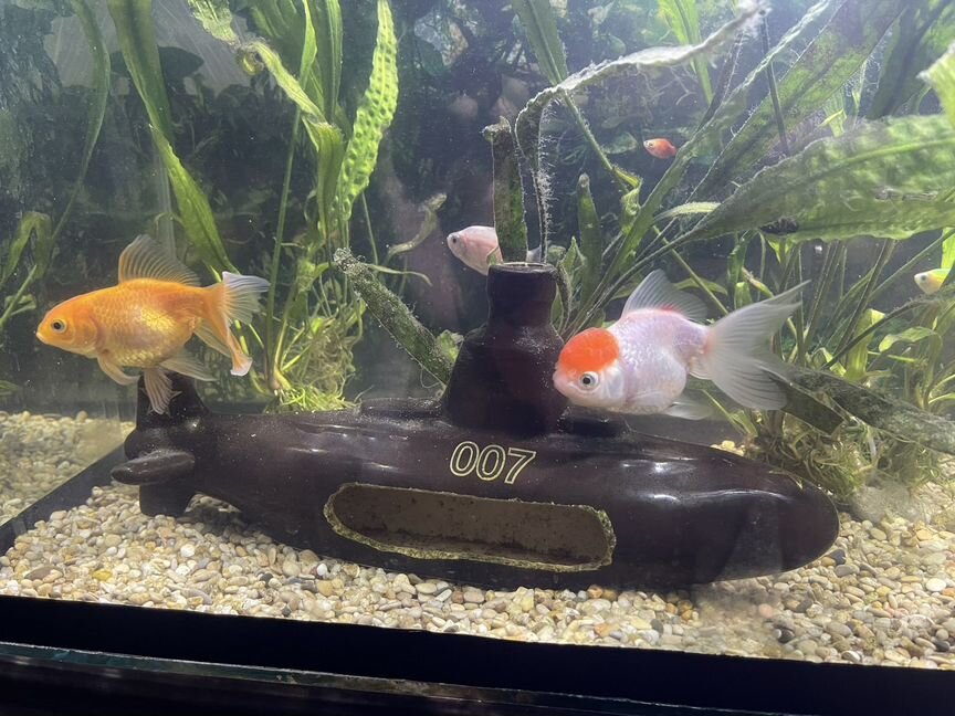 Подводная лодка для аквариума