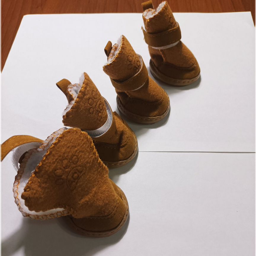 Обувь зимняя для собак мелких пород