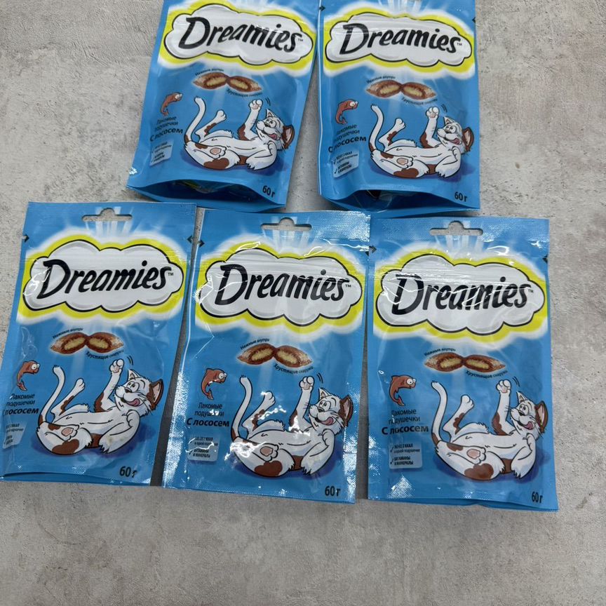 Лакомства для кошек Dreamies 60 грамм