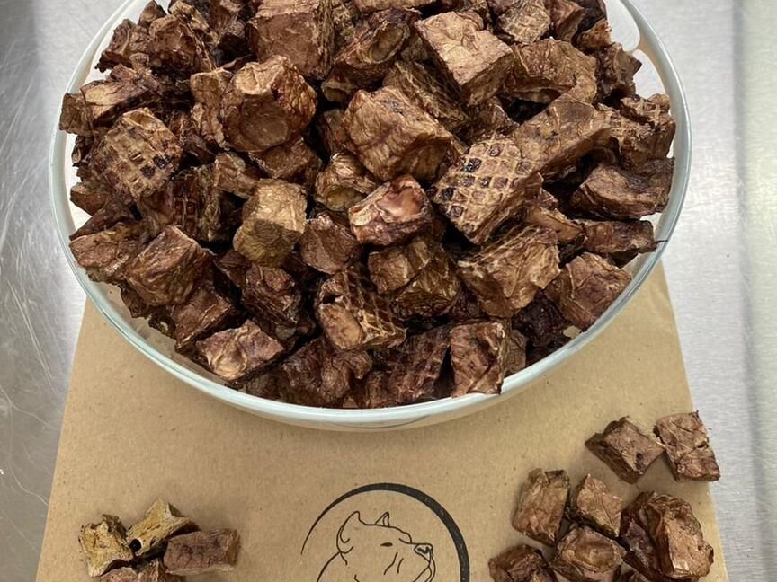Сушеные лакомства для собак и кошек