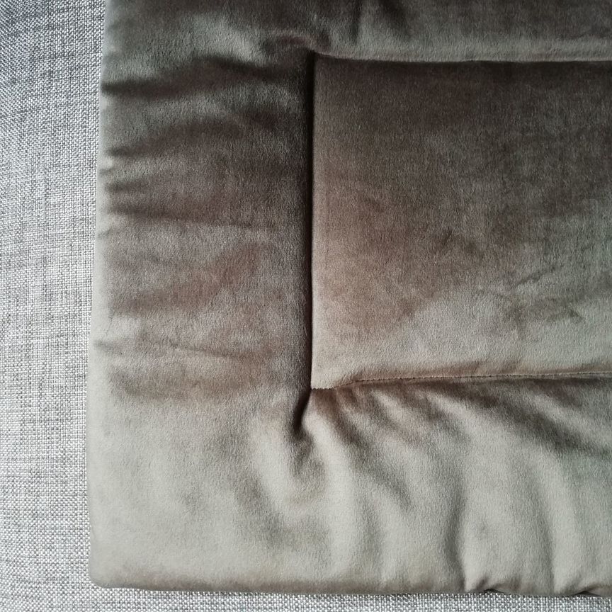 Коврик-лежанка для кошек и собак