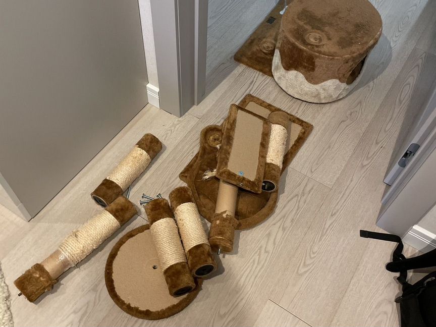 Продам кошачий дом