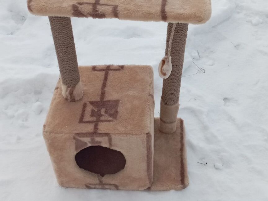 Домик для кошки с когтеточкой бу