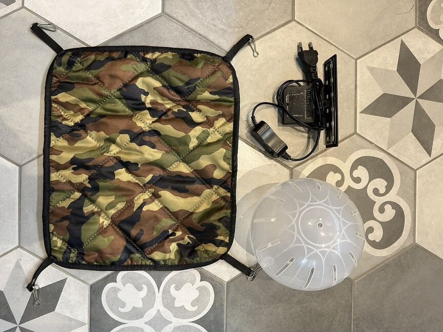 Гамак, прогулочный шар, лампа для аквариума