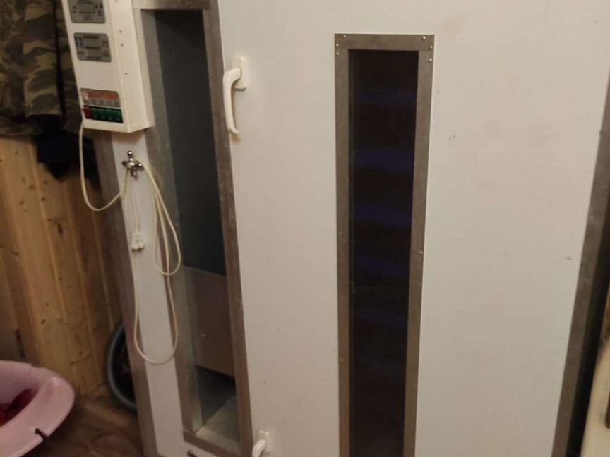 Инкубатор Рэмил