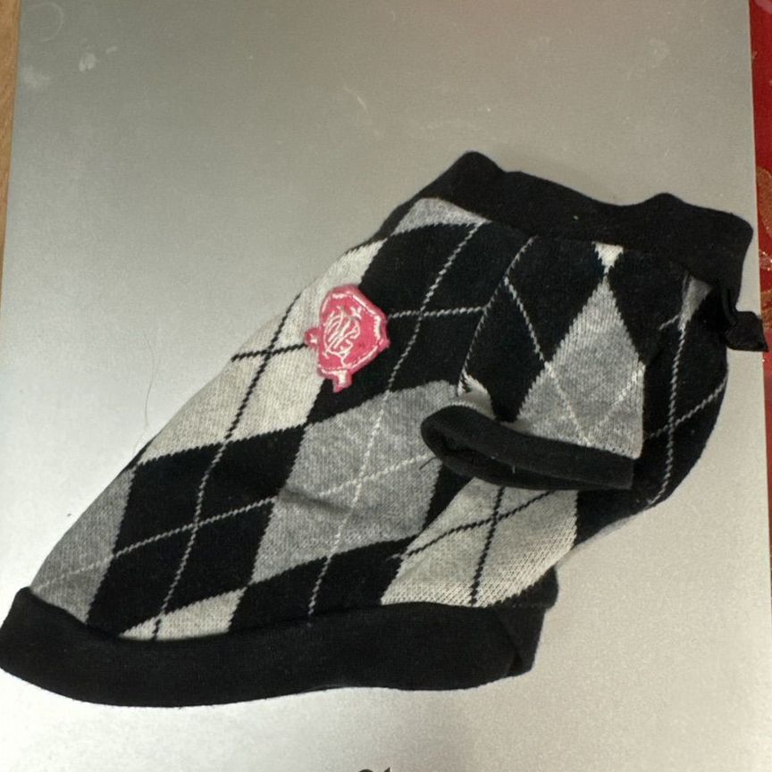 Кофточка для маленькой собачки