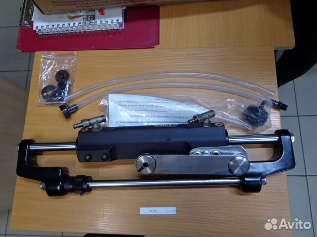 Гидроцилиндр для лодочного мотора ultraflex купить в Кашире | Авито