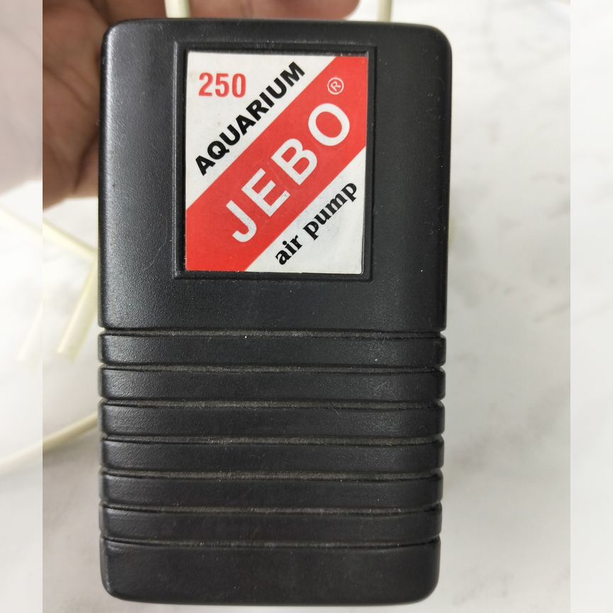 Компрессор аквариумный Jebo 250