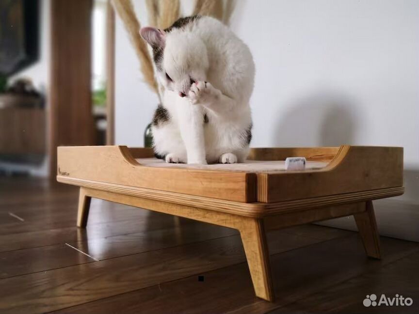 Лежанка для кошек / домик