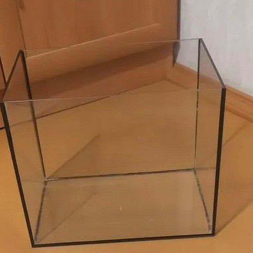 Аквариум небольшой