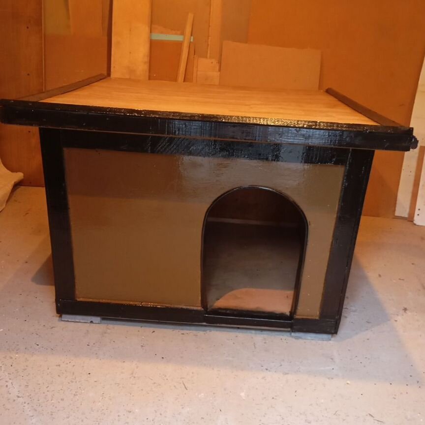 Будка для крупной собаки