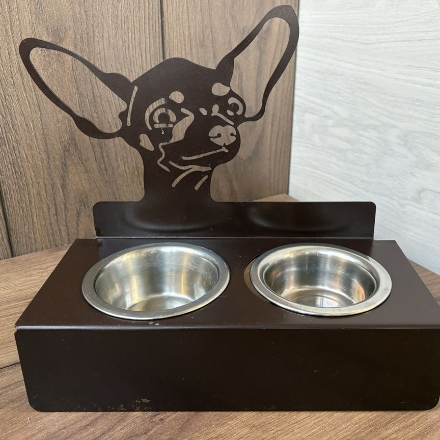 Кормушка для собак/подставка под миски тойтерьер