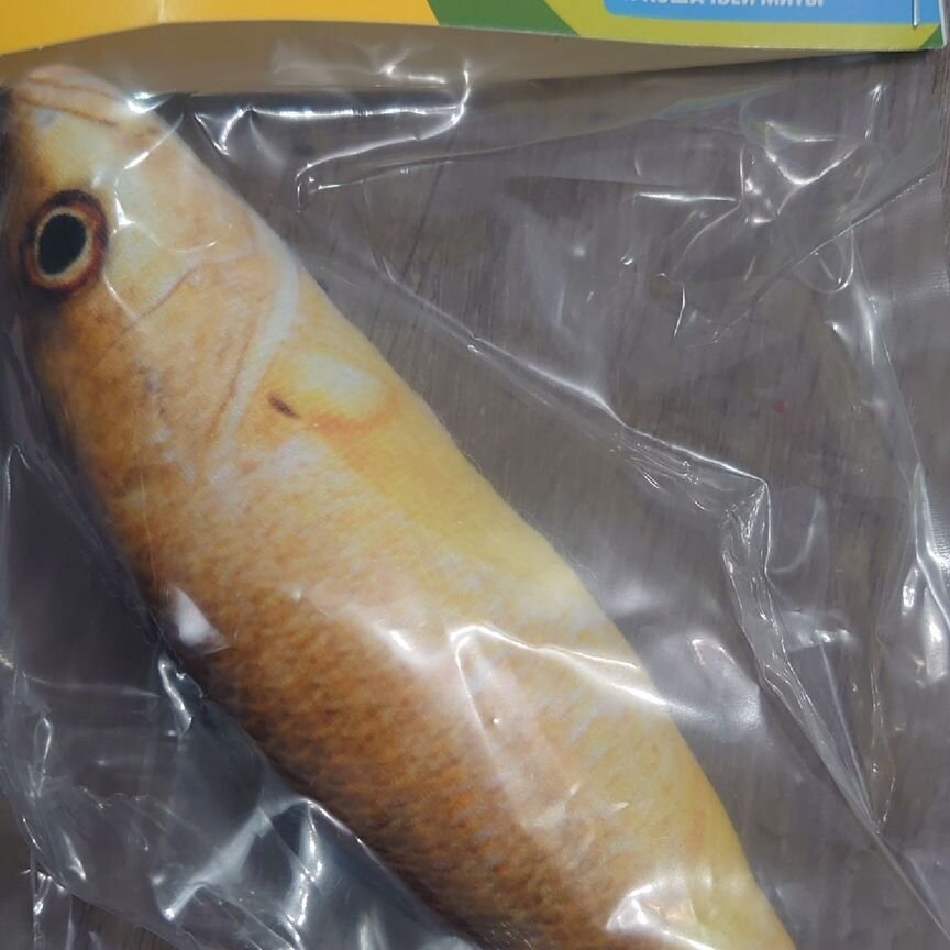 Игрушка для кошек рыбка