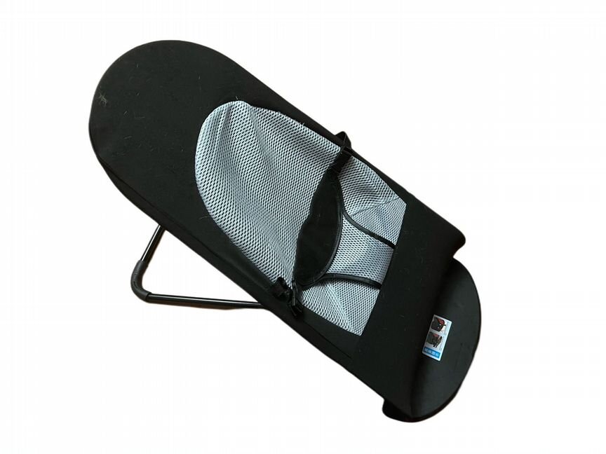 Качающаяся лежанка для собак