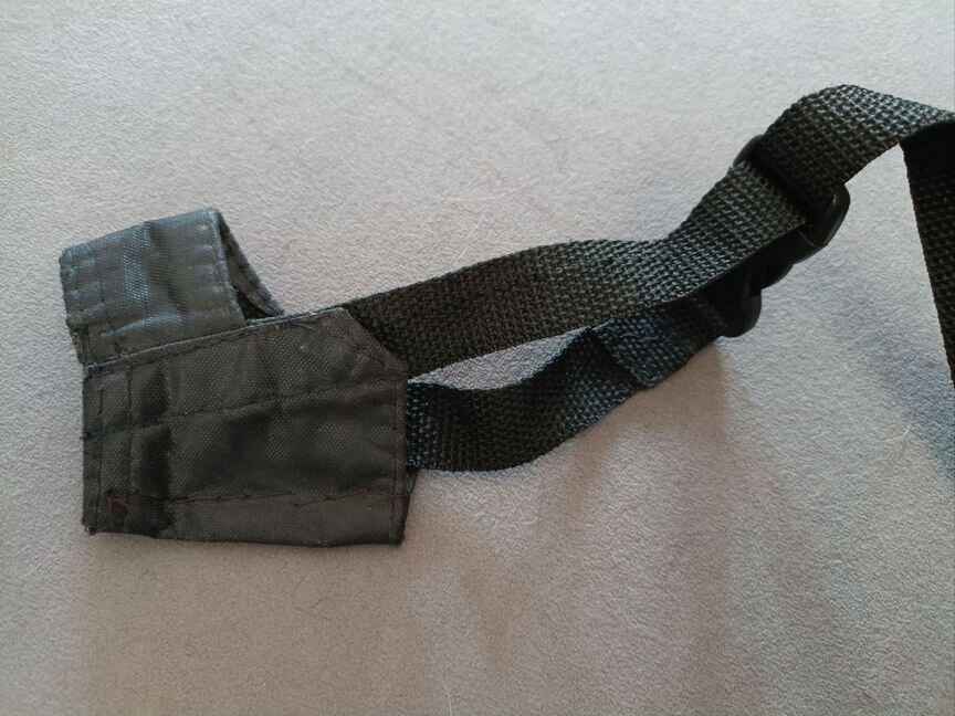 Намордник для маленькой собаки тканевый