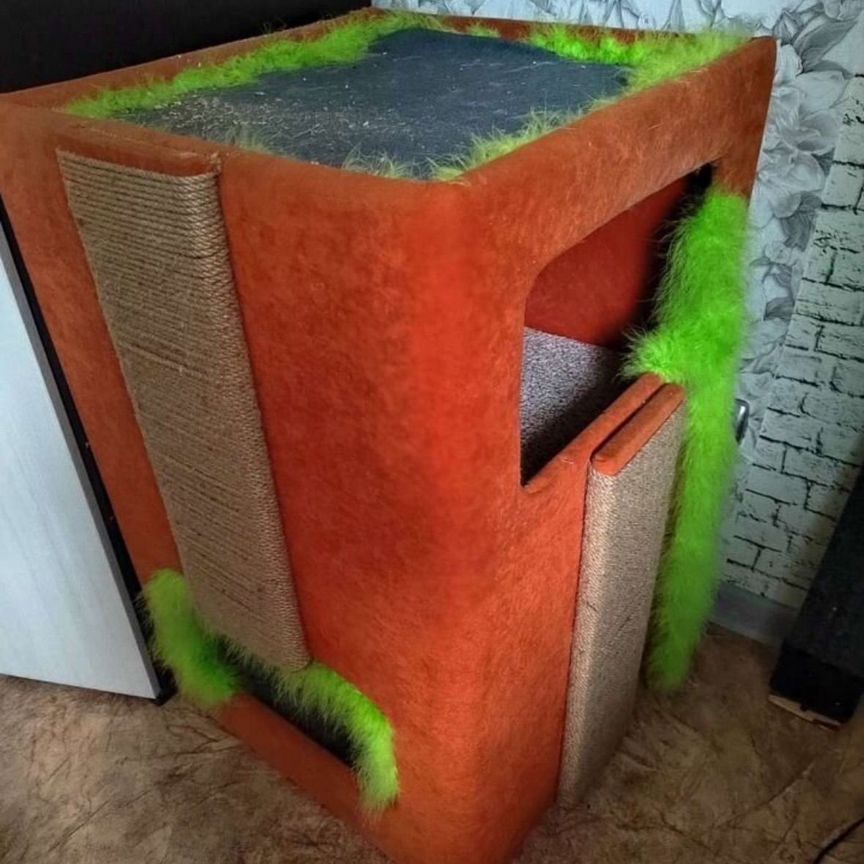 Отдам кошачий домик