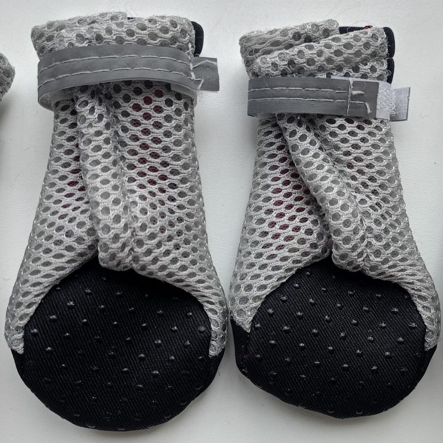 Обувь для собачки (новая)