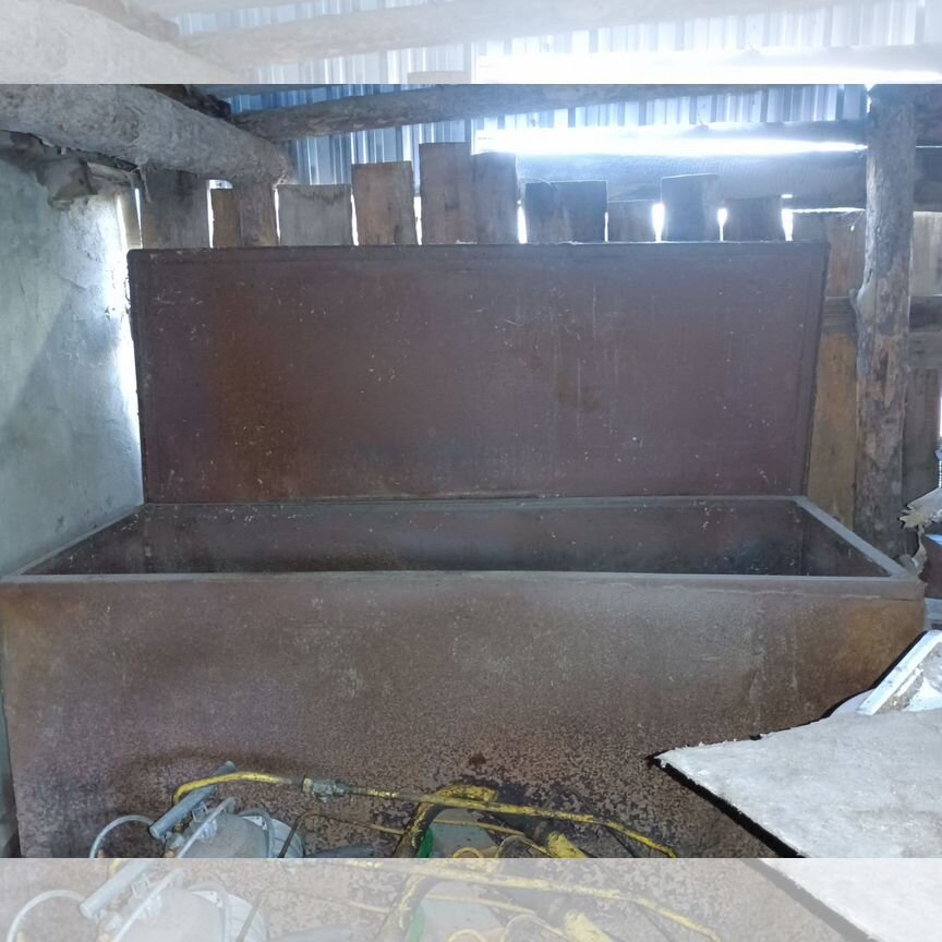 Ларь для кормов