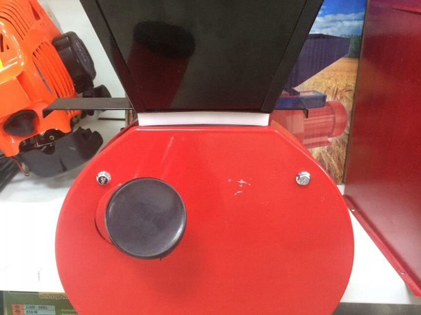 Могилев мкз-240 Зернодробилка Кормоизмельчитель