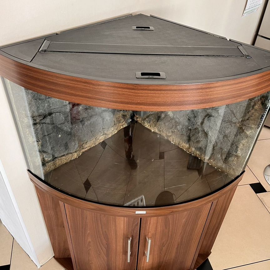 Аквариум с тумбой juwel