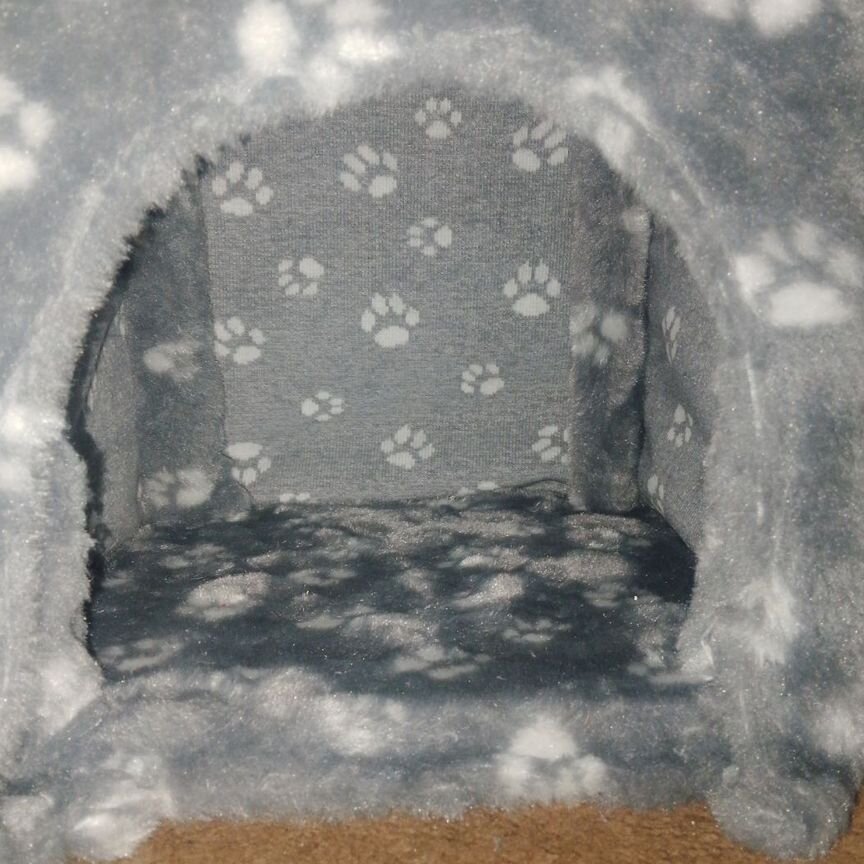 Домик для кошки с когтеточкой