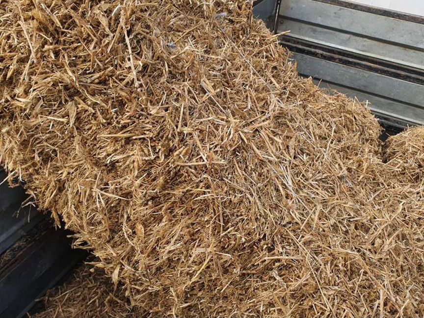 Гороховая солома в тюках