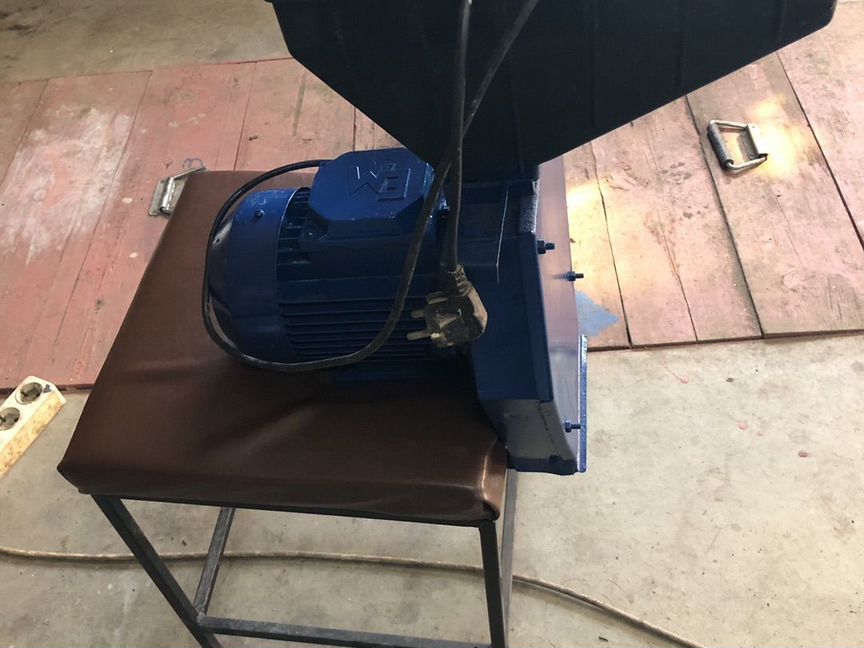 Кормоизмельчитель бу