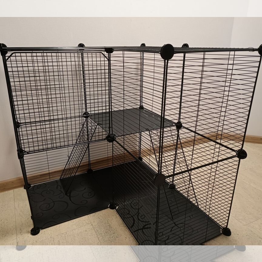 Клетка большая для домашних питомцев