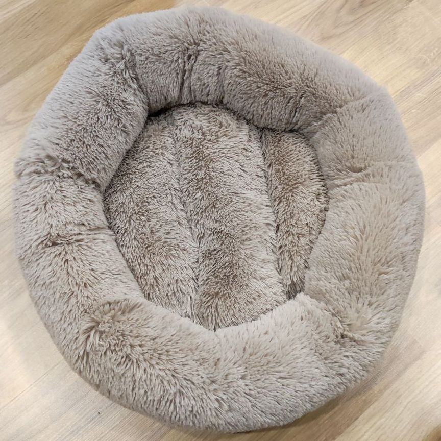 Лежанка для кошек и собак