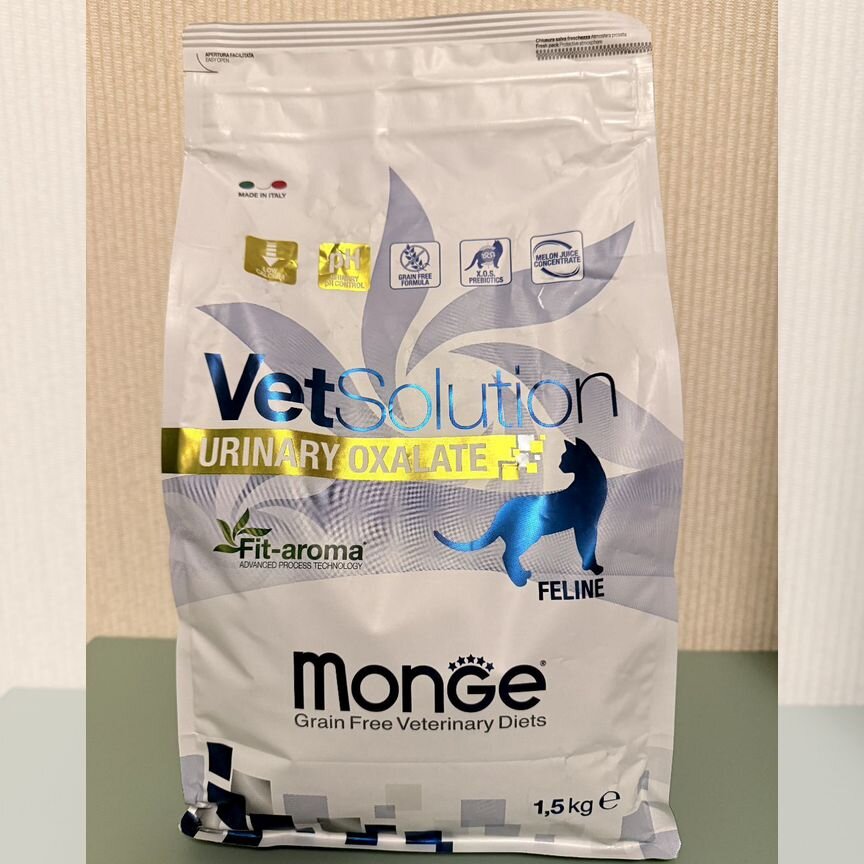 Лечебный корм для кошек Monge Urinary Oxalate
