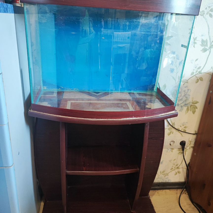 Аквариум с тумбой бу
