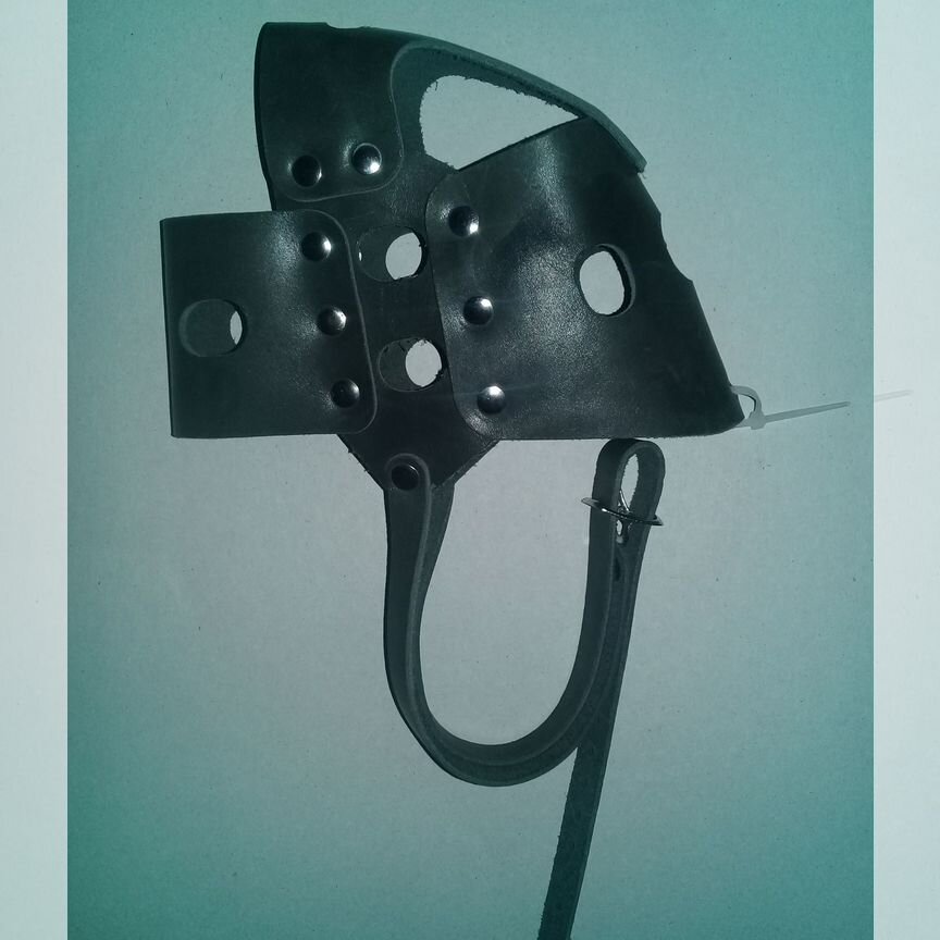 Многоцелевой кожаный намордник для собак