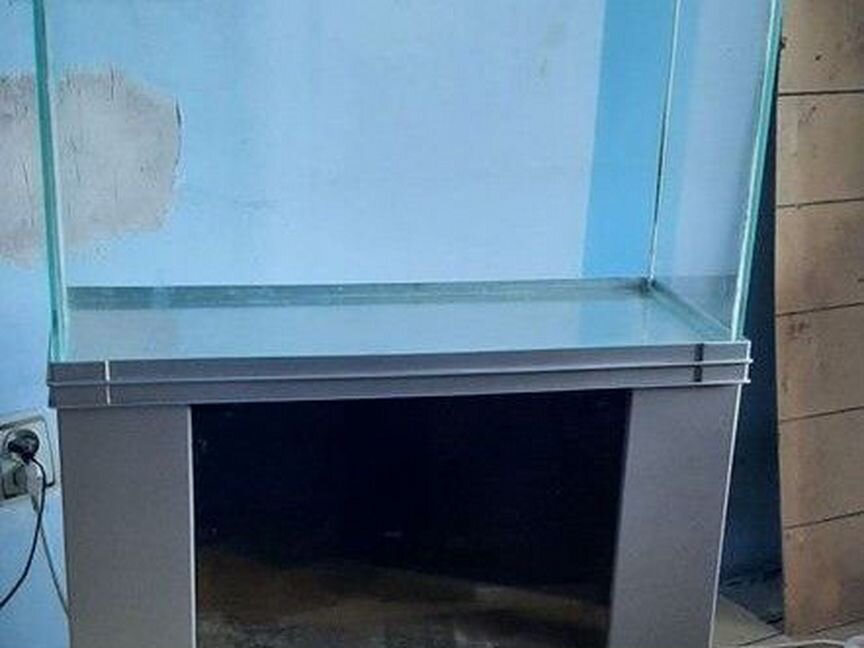 Аквариум с тумбой 100л