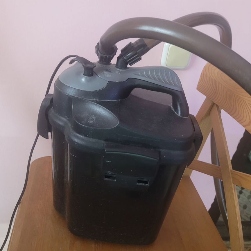 Гроты для сомиков,два сомика