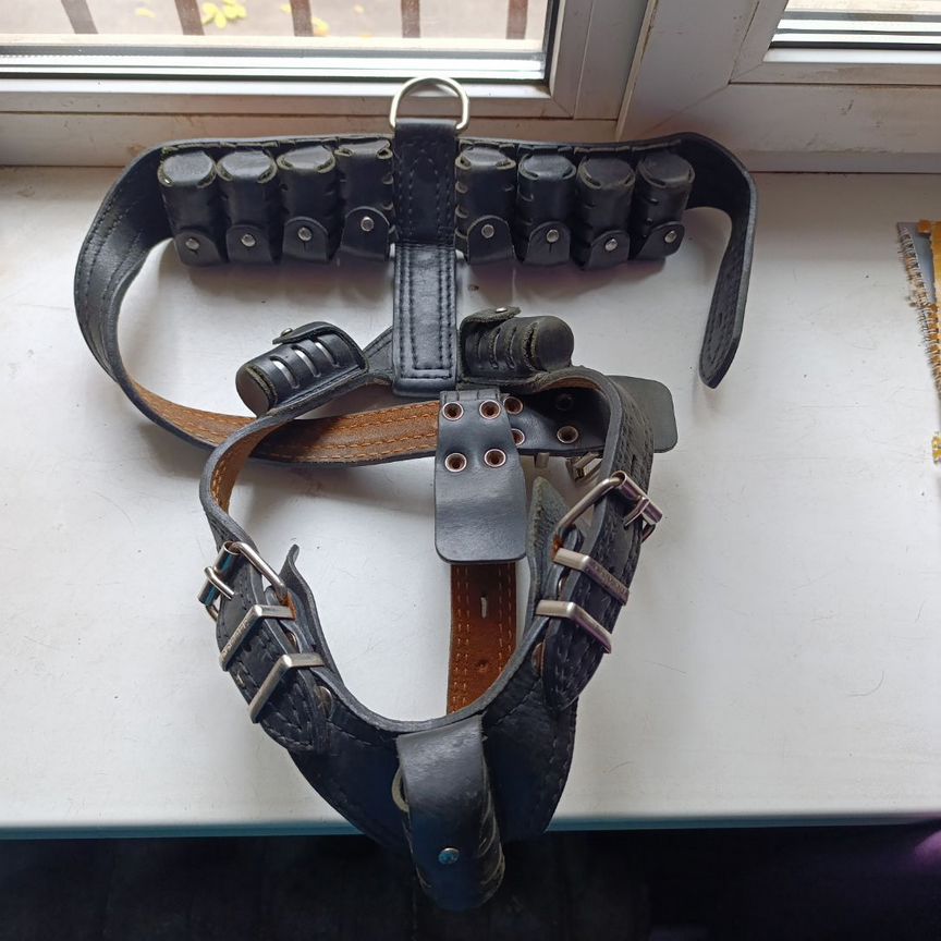 Шлейка для крупных собак с грузами