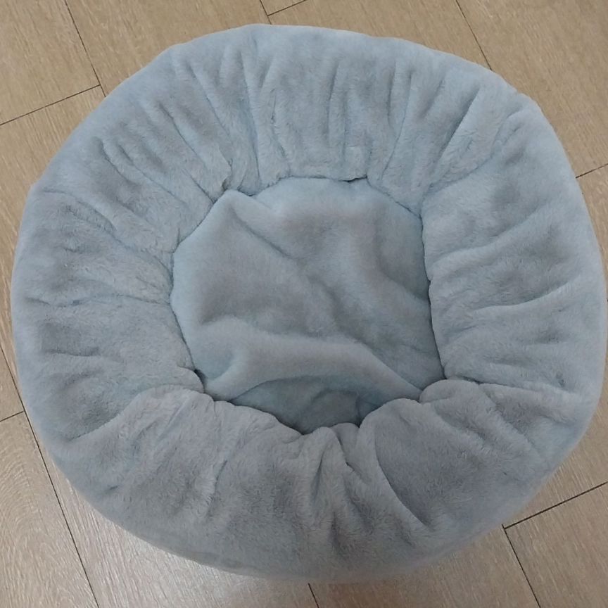 Пушистая кровать для питомца-новая