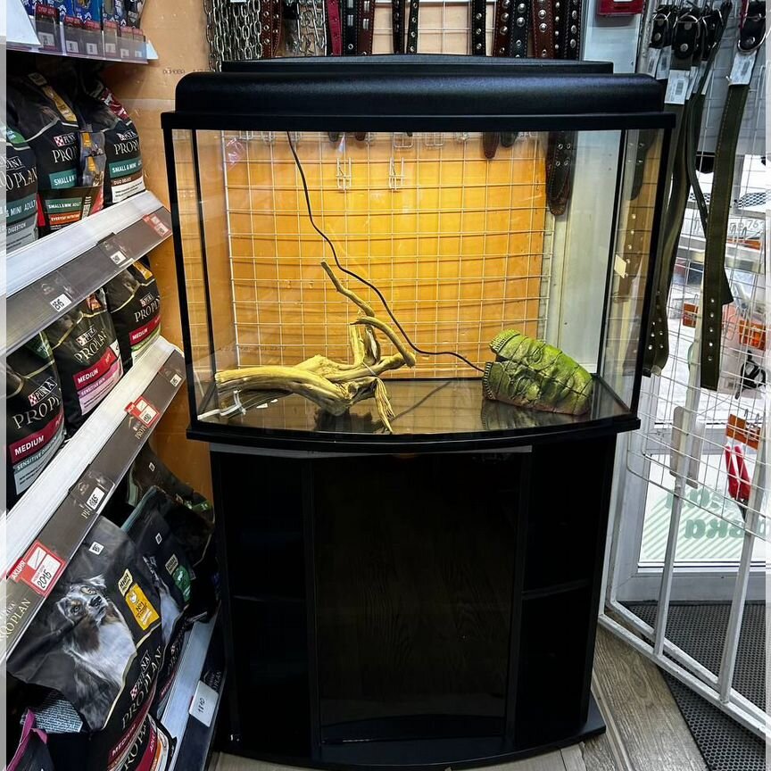 Аквариум телевизор на 100 литров с тумбой