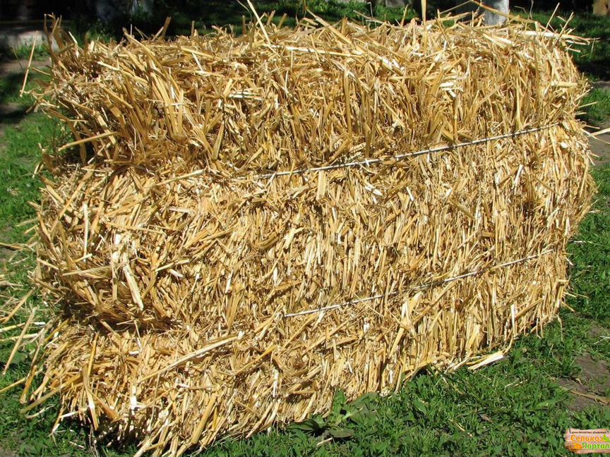 Солома в тюках