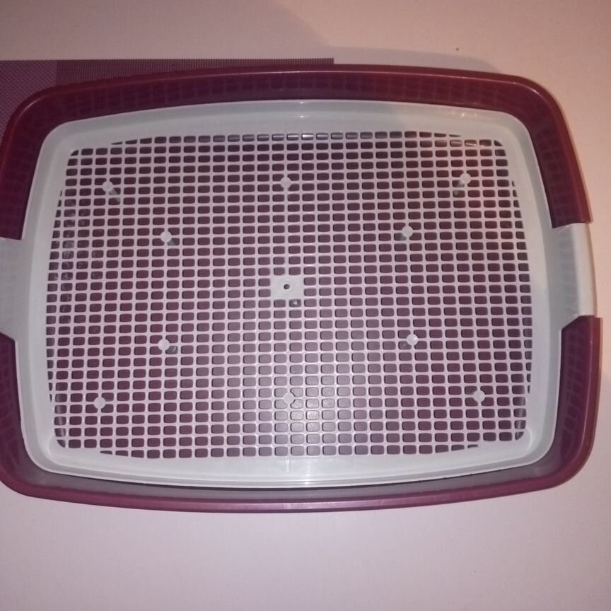 Закрытый лоток для кошек новый